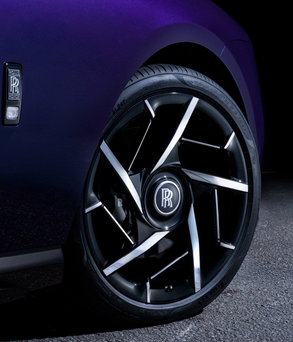 Rolls-Royce Motor Cars Asia Pacific (APAC) | Black Badge Spectre