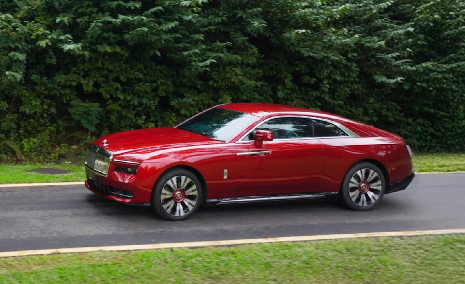 Rolls-Royce Motor Cars Asia Pacific (APAC) | Crafted with Vision: A ...